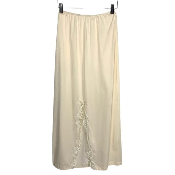 Vintage | Intimates & Sleepwear | Vintage 6s Sears Cream Lace Full ...